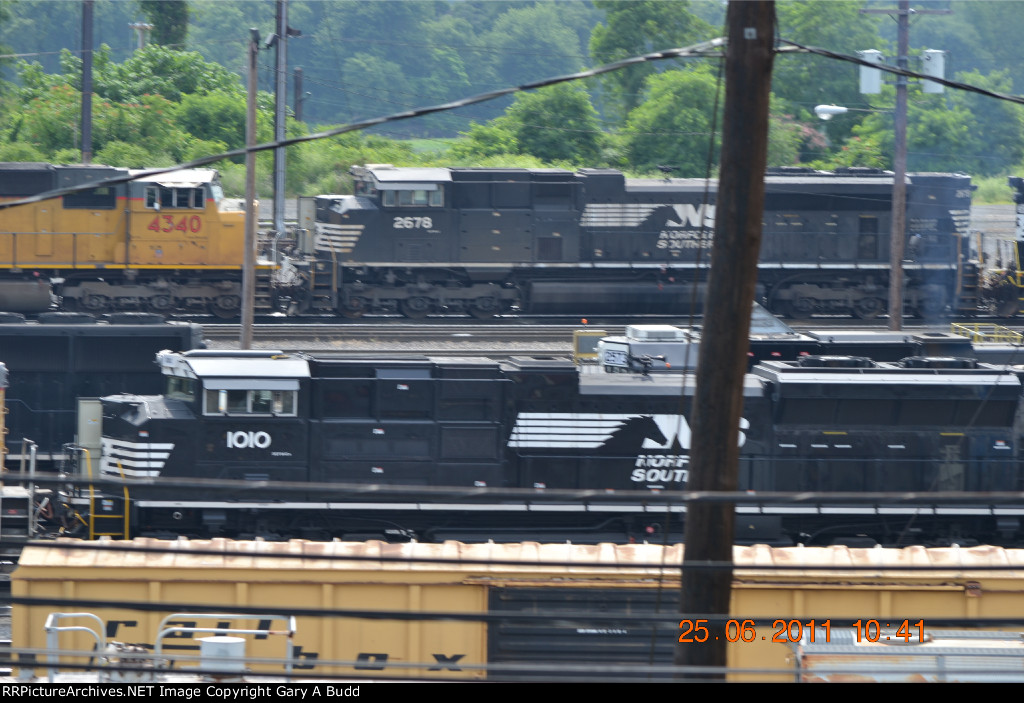 NORFOLK SOUTHERN SD70ACe 1010